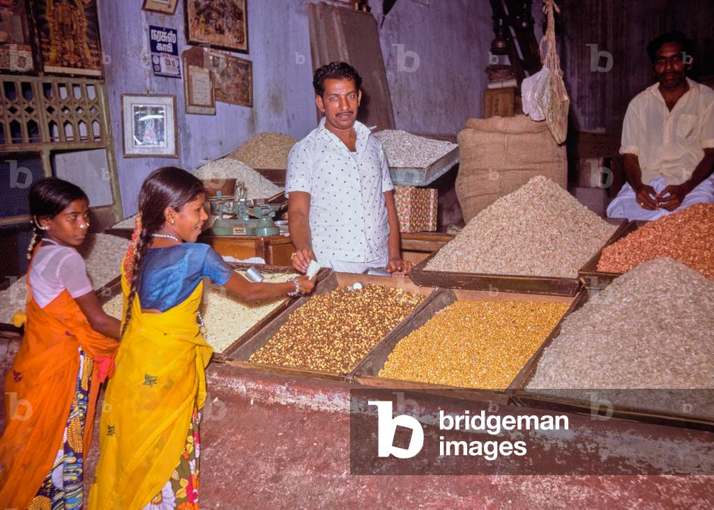 Image of Market scene, India, 1978 (photo)