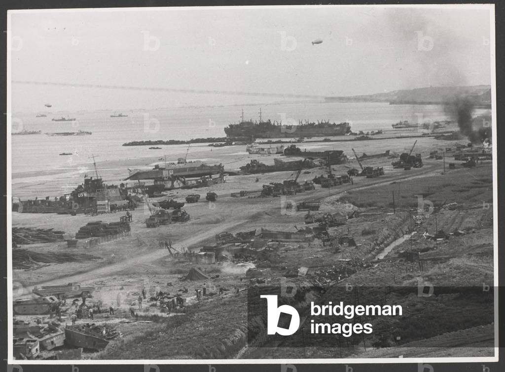 Image of View of beach-head, 1944-45 (b/w photo)