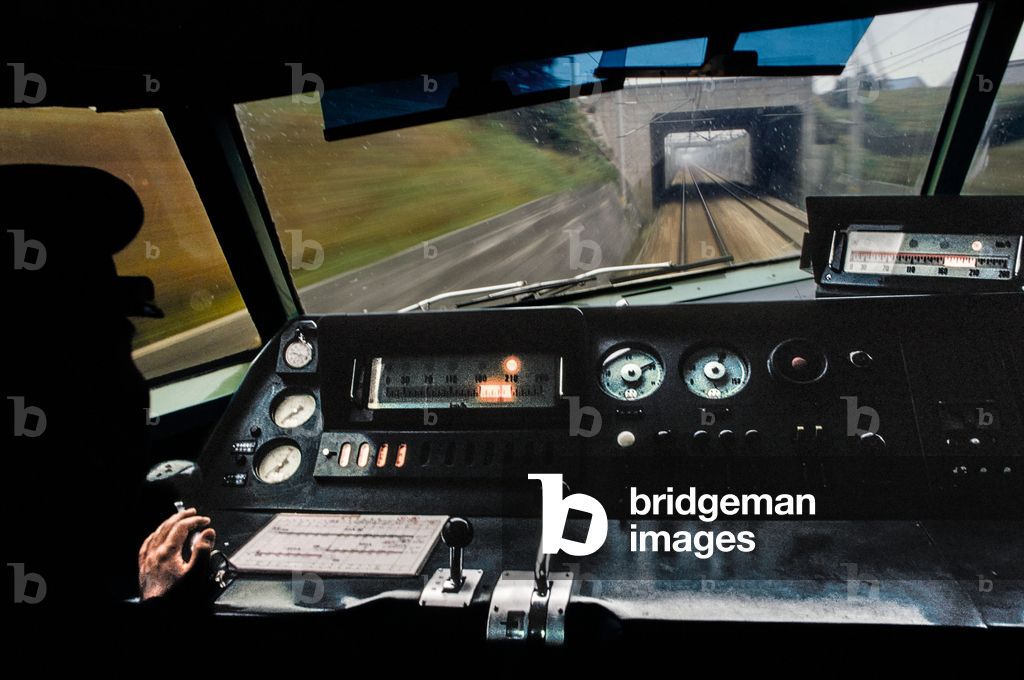 Image of A bullet train of the new Tokaido line, Tokaido by Conger, Dean