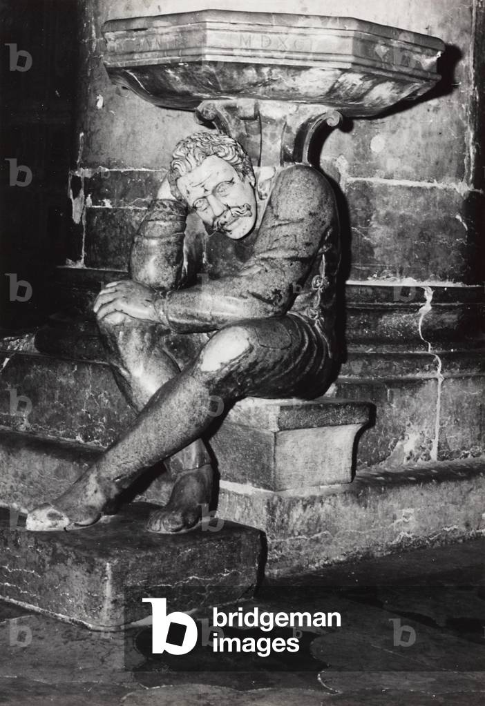 Image of The font called 'of the hunchback' in Santa Anastasia's Church ...