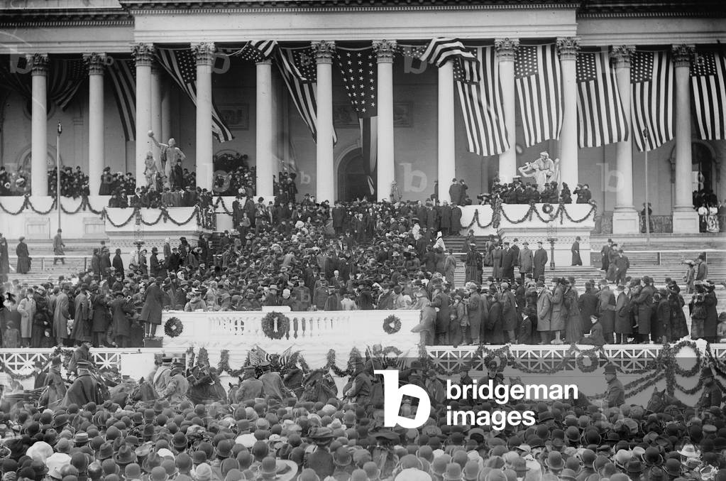 US Capitol and VIP platform during the 1909 inauguration of William ...