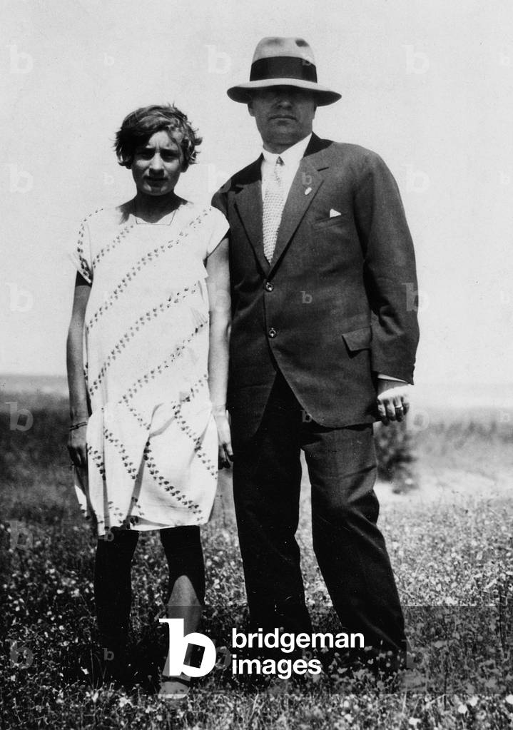 Image of Benito Mussolini with his daughter Edda
