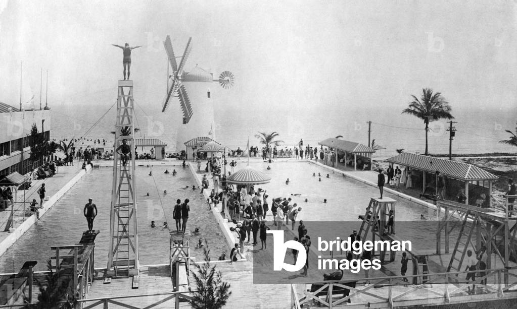 Image of The Roman Pools, on Miami Beach, delighted visitors with two