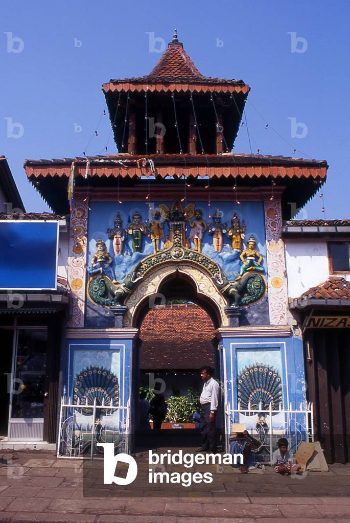 Image of Sri Lanka: Entrance to the Kataragama Devale, Hindu temple in