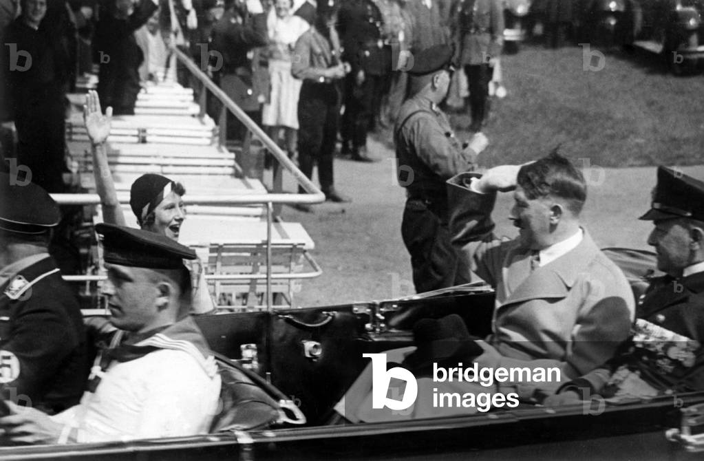 Image of Adolf Hitler visits the navy fleet in Kiel (b/w photo)