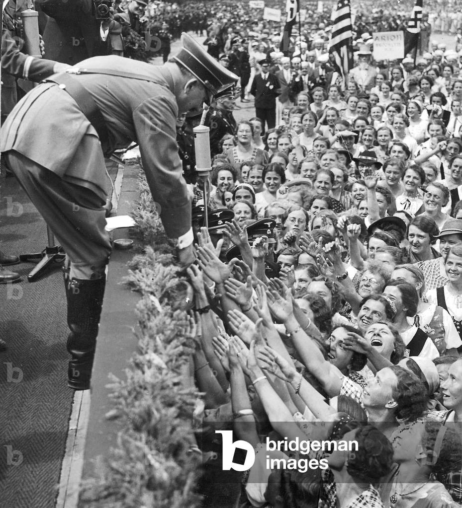 Image of Hitler, Cheering crowd (b/w photo)