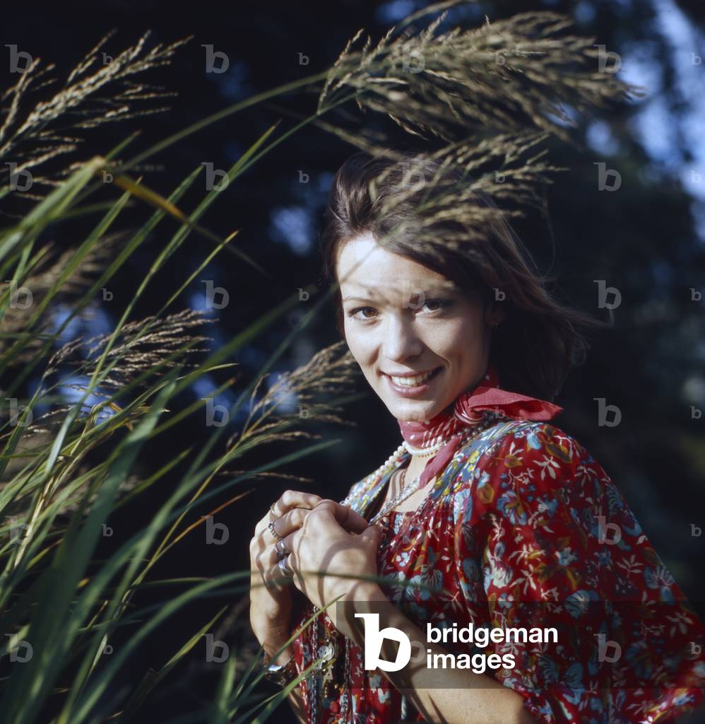 Image of German actress Iris Berben at a photoshooting, end 1970s