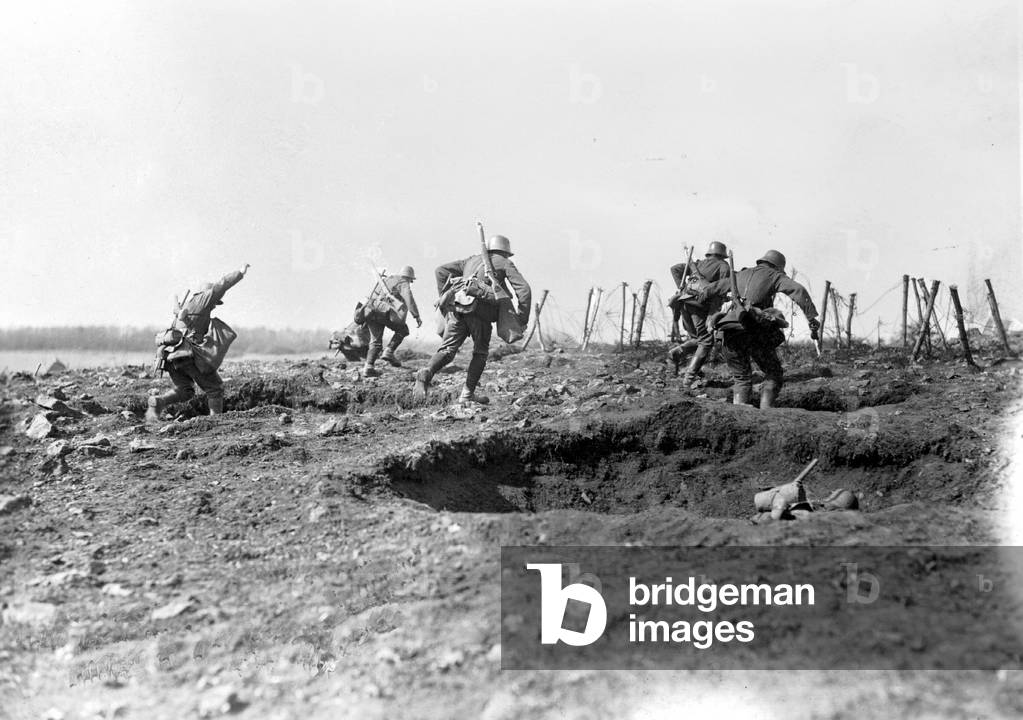 Image of German soldiers in the First World War, 1918 (b/w photo)