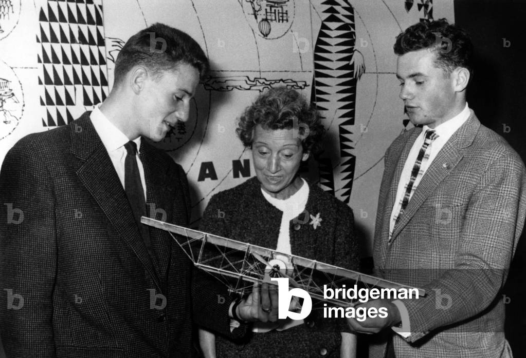 Image of Adrienne Bolland Pilot Here With Two Apprentices Mecanicians ...