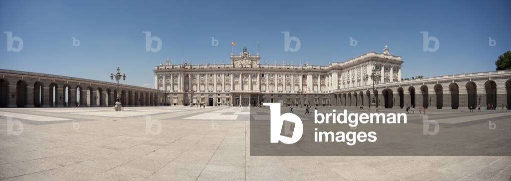 Image of Royal palace (Palacio Real). Exterior. Southfaçade. Square ...