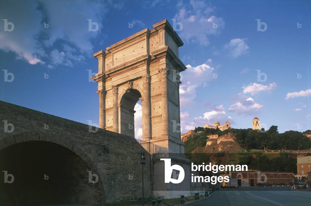 Image of Arch of Trajan, 2nd century, with St Cyriacus cathedral on