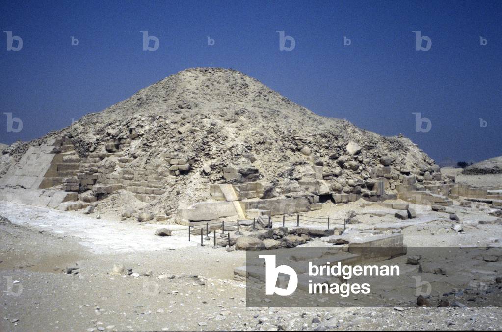 Image of Pyramid of Unas, Saqqara, 5th Dynasty, Egypt (photo)