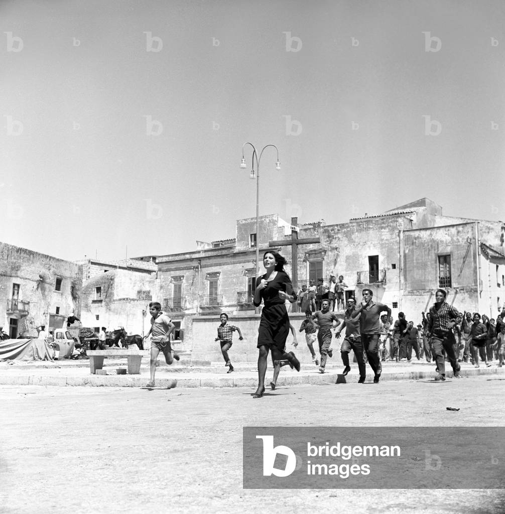 Image of Stefania Sandrelli in Seduced and Abandoned, Italy, 1963 (b/w ...