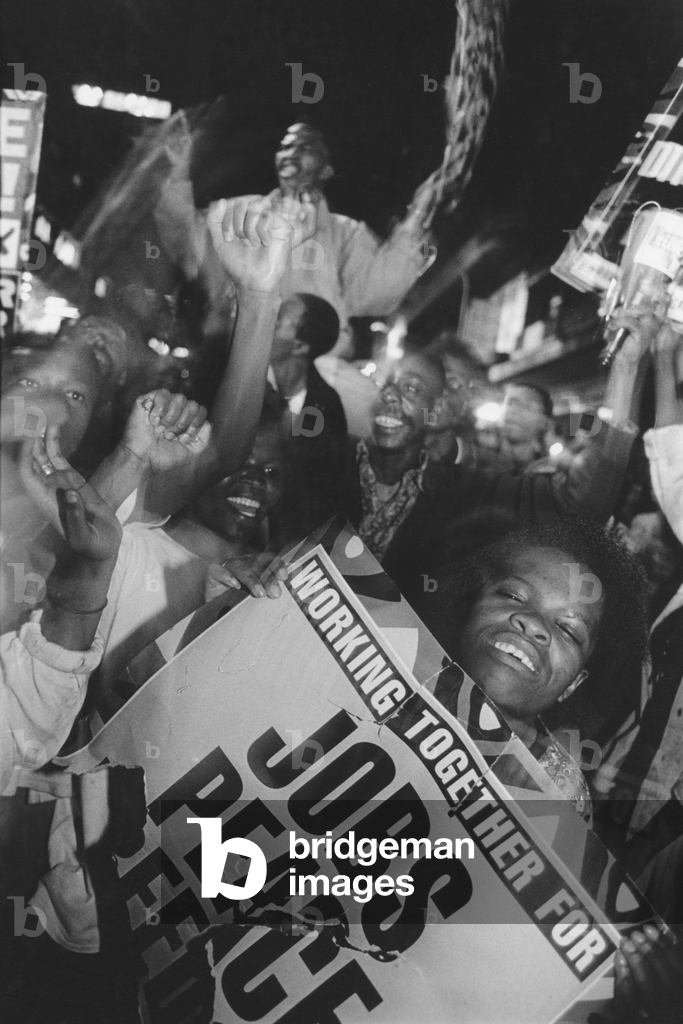 Image of ANC supporters celebrate in the streets of Johannesburg after ...