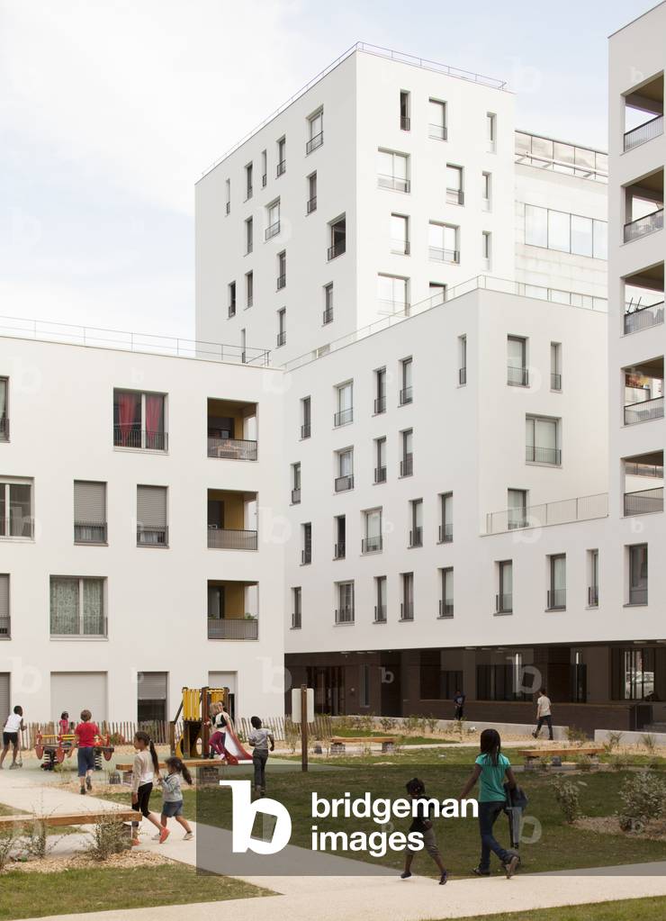 Image of Residential building, Eva Samuel, 2015, Bd Victor Hugo, Clichy ...