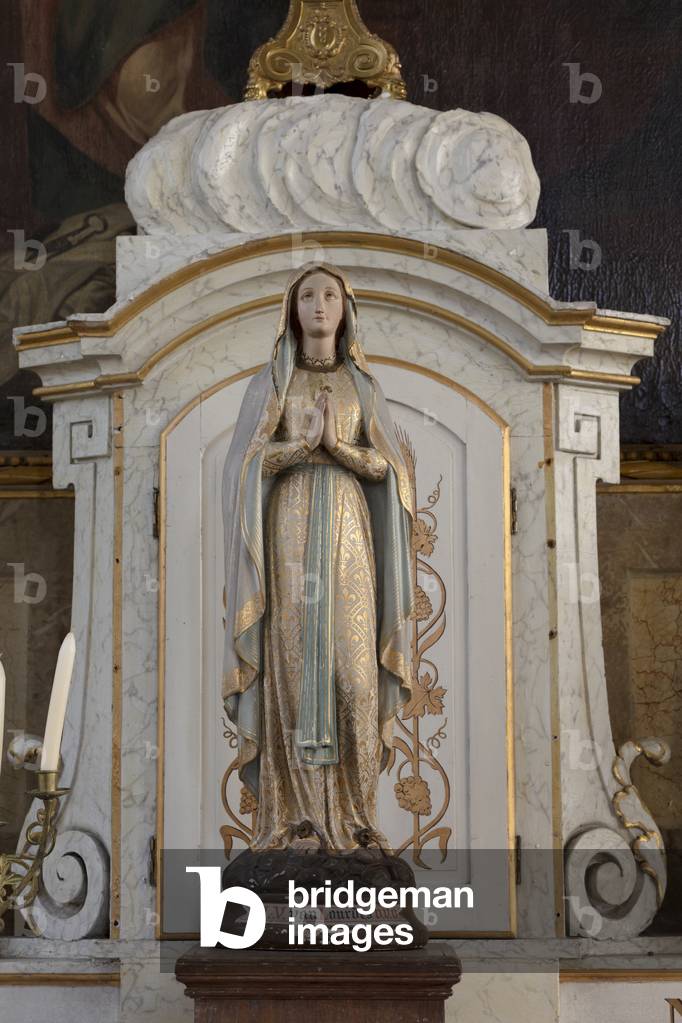 Image of Inside view, northern side altar, Altar of Our Lady, portico