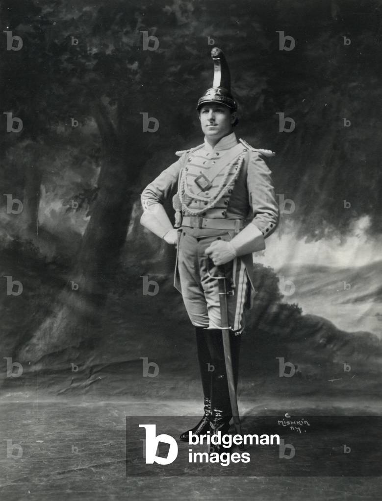 Image of Giovanni Martinelli as Don Jose in opera Carmen