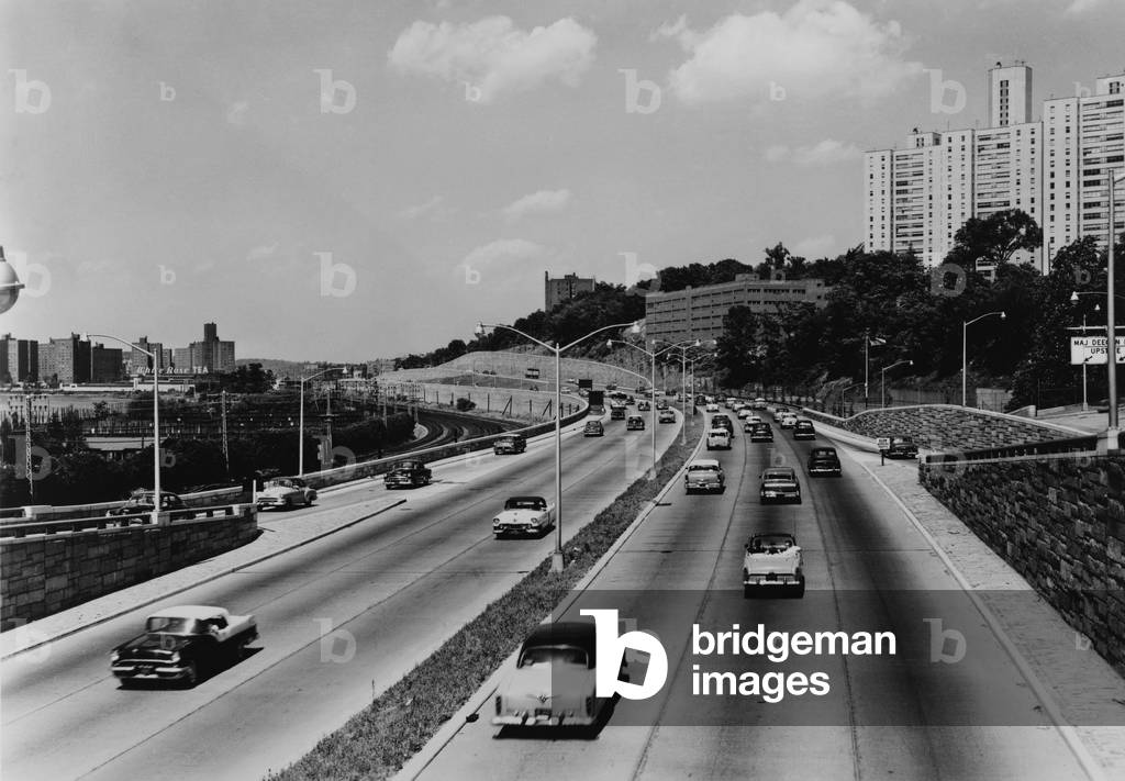 Image of Major Deegan expressway seven miles outside New York City has