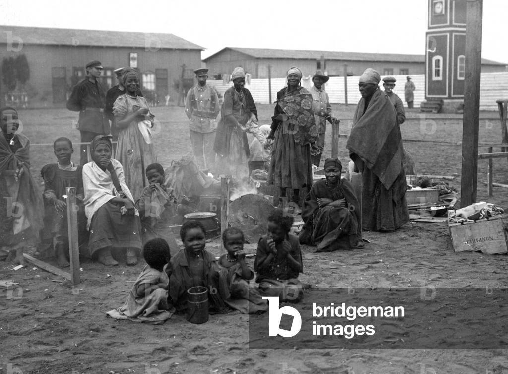 Image of Captured Herero women and children in German Southwest Africa ...