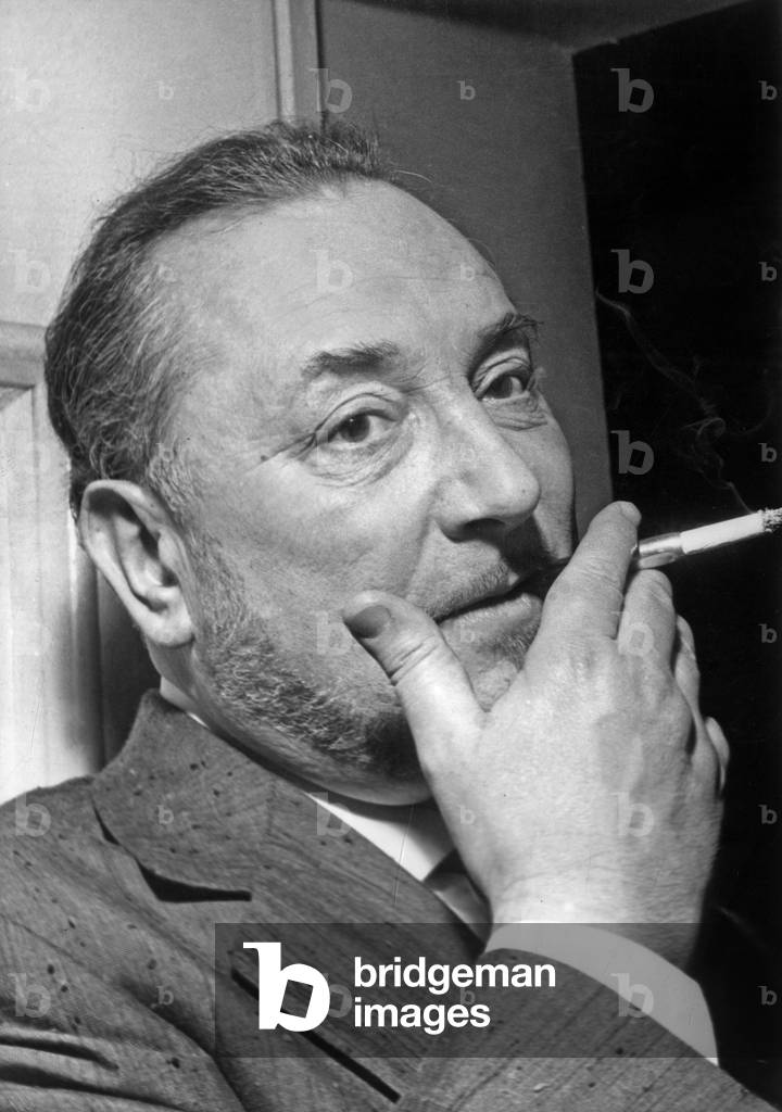 Image of Pierre Brasseur Dans Le Role Du Pere De Rosa Dans