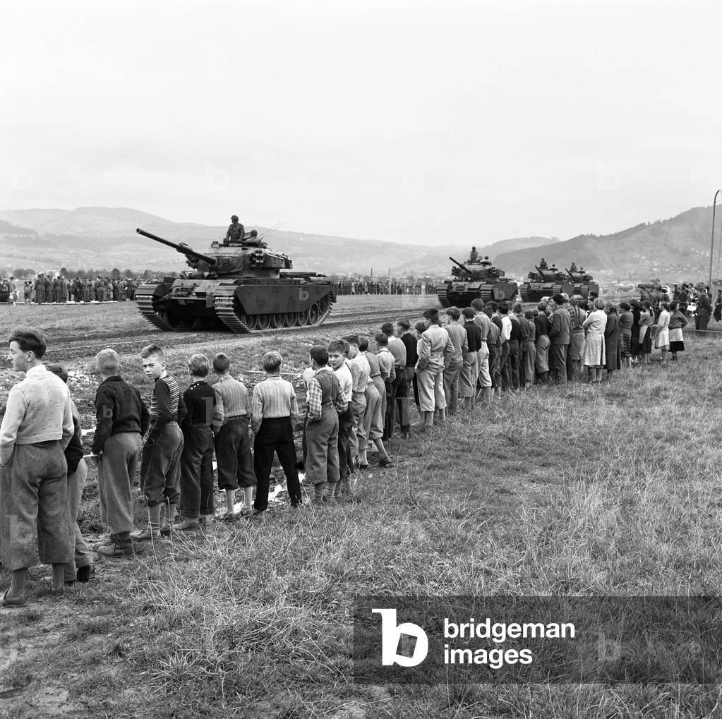 Image of Switzerland Army Battle Tanks Centurion 55 Mk-3 (b/w photo)