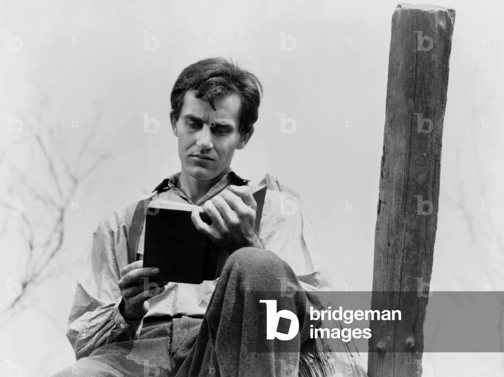 Young Abraham Lincoln Reading