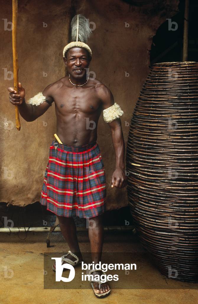 Image of Pedi warrior in traditional dress, Mpumalanga (photo)