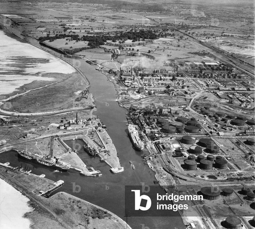 Image of The Stanlow Oil Refinery alongside the Manchester Ship Canal and
