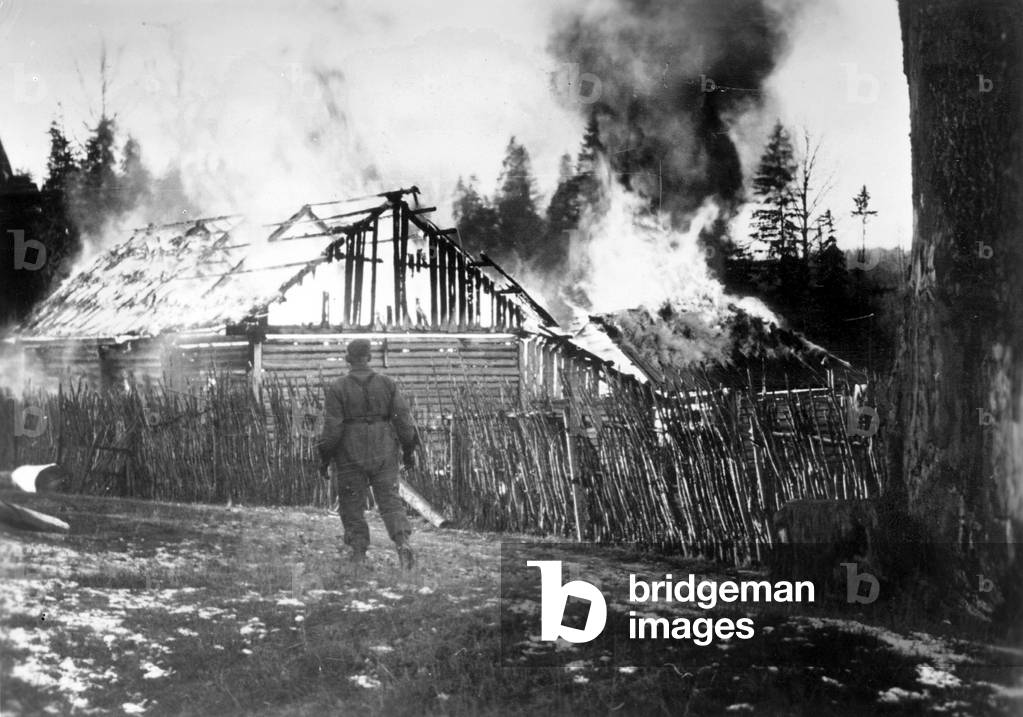 Image of German soldiers in the fight against Russian partisans, 1942 (b/w