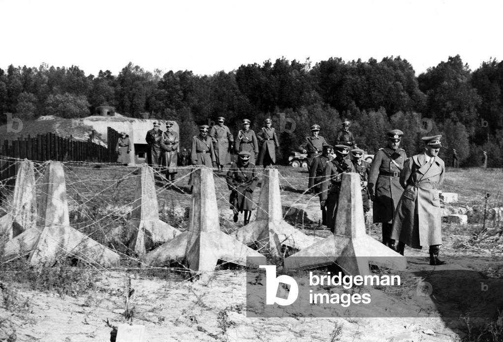 Image of Adolf Hitler with other Wehrmacht officers at the Siegfried Line,