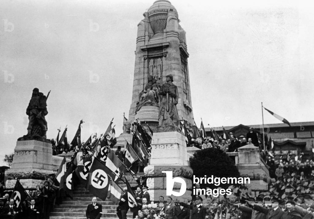 Image of Meeting of front-line soldiers in Besancon, 1935 (b/w photo)