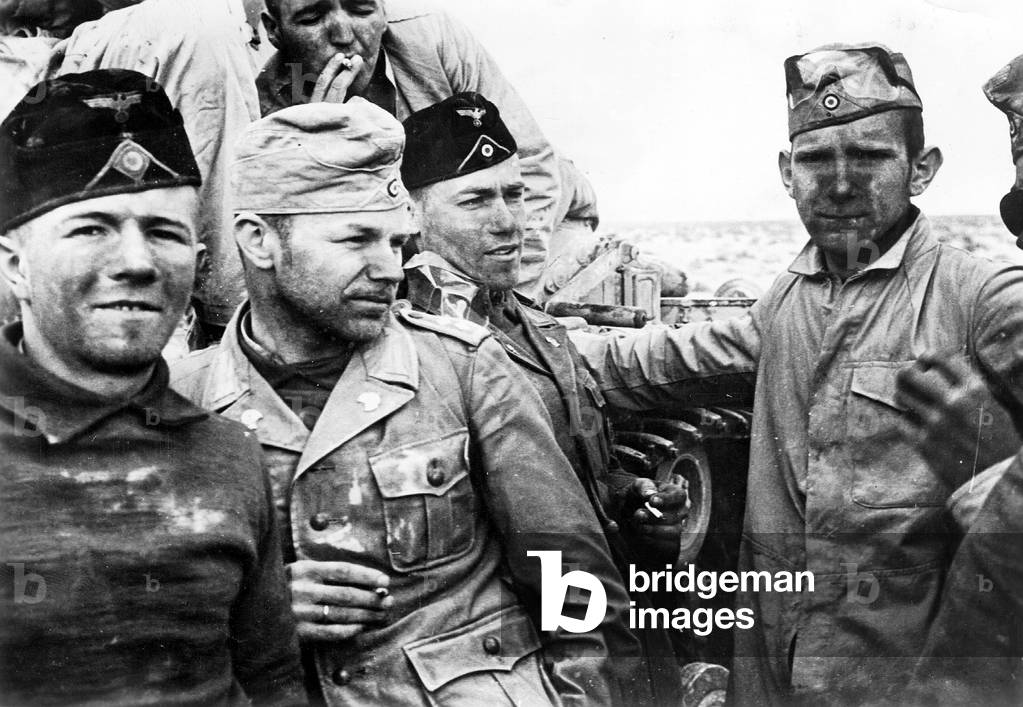 Image of German soldiers of the Africa Corps in Africa, 1941 (b/w