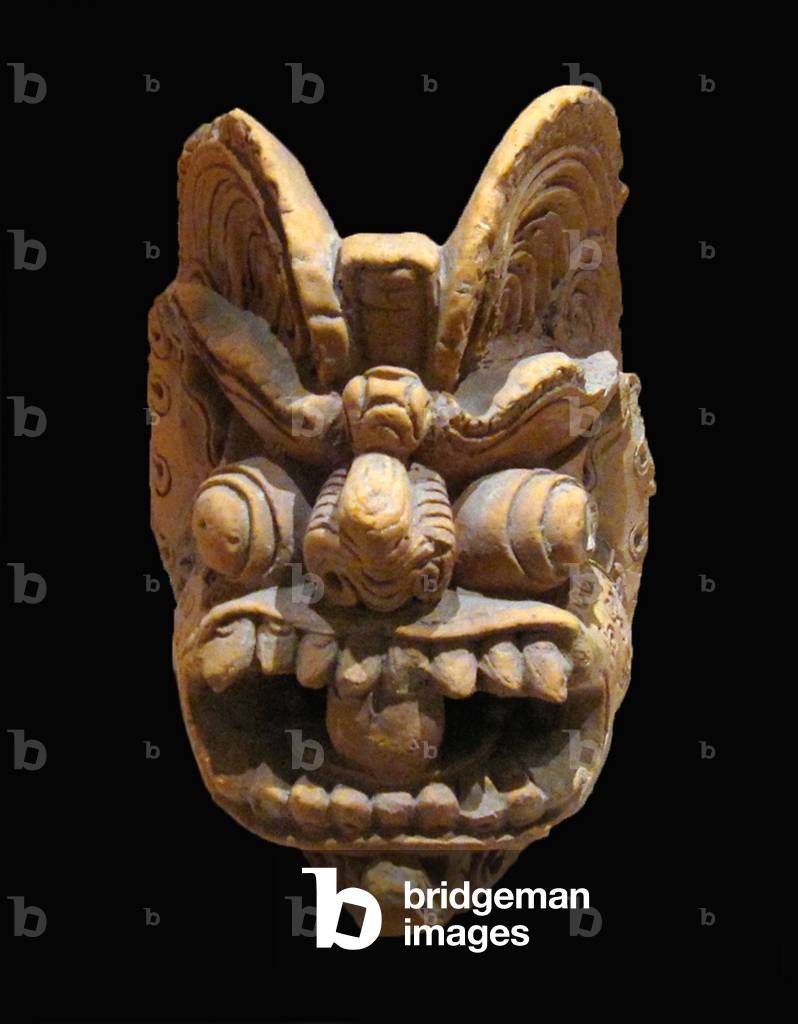 Image of Vietnam: A dragon head, terracotta, Ly dynasty, 11th-13th century