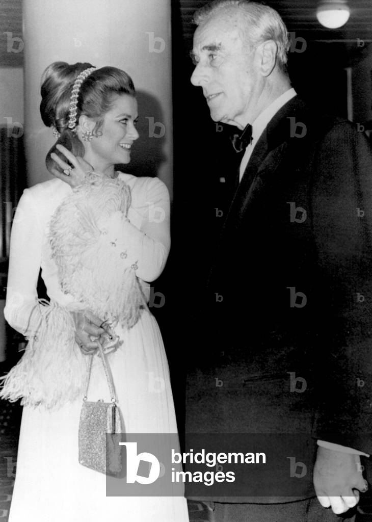 Image of Princess Grace Kelly, Lord Mountbatten at the Royal Festival Hall