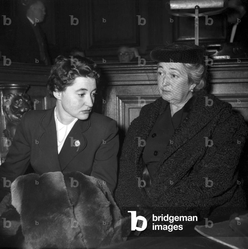 Image of Bailly family (mother and sister of the victim) at the
