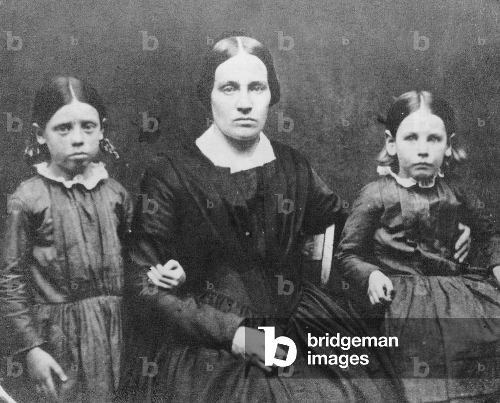 Image of Mary Ann Brown with her daughters Annie and Sarah