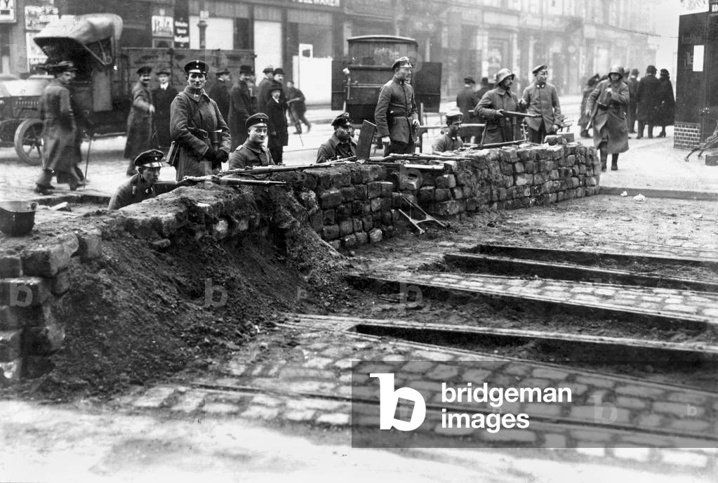 Image of Barricade during the Spartacus uprising in Berlin, 1919 (b/w photo)