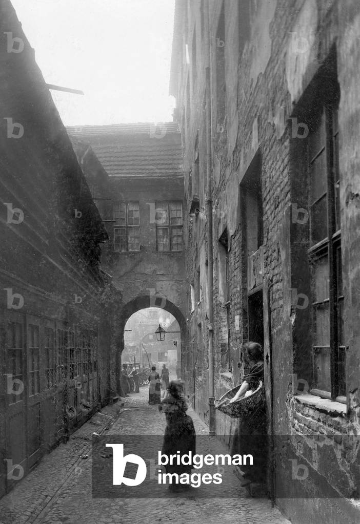 Image of The old town of Berlin, 1907 (b/w photo)