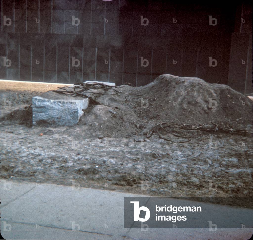 Image of Dragged Mass Displacement by Michael Heizer, 1971 (photo) by ...