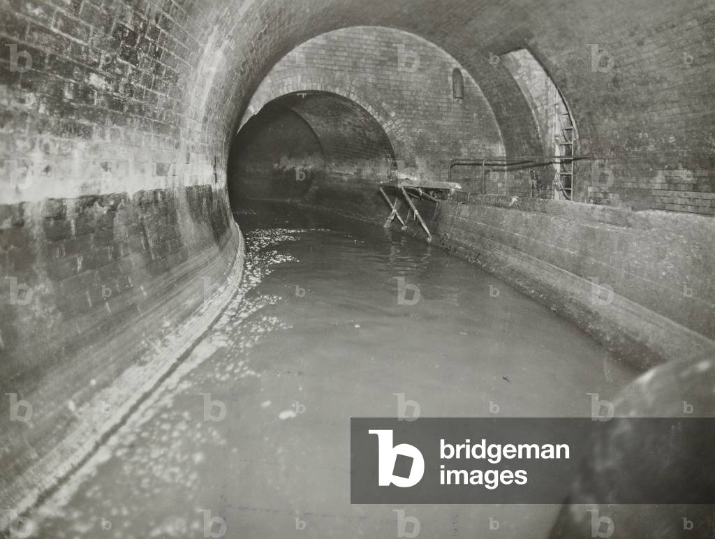 A view of London sewage system, 1939 (b/w photo)