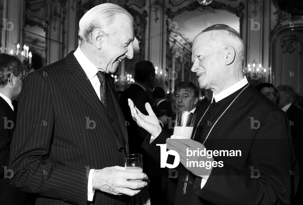 Image of Kurt Waldheim and Cardinal Hans Hermann Groer, 1989 (photo)
