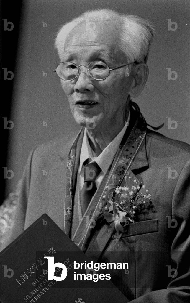 Image of Le célèbre musicien chinois He Luting, 95 ans, assiste à