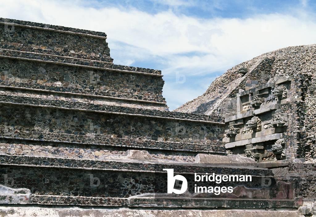 Image of Steps of pyramid in the Citadel, talud-tablero pyramidal ...