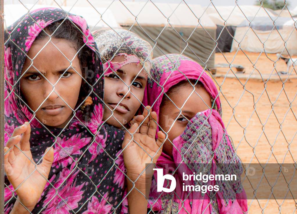 Image of Young refugee girls from Timbuktu at Mberra Camp, 2015 (photo)