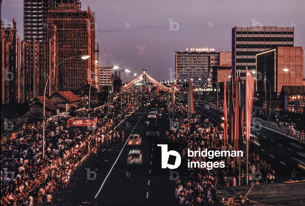 Image of Crowds on Thamrin St. To celebrate Djakarta anniversary, Java ...