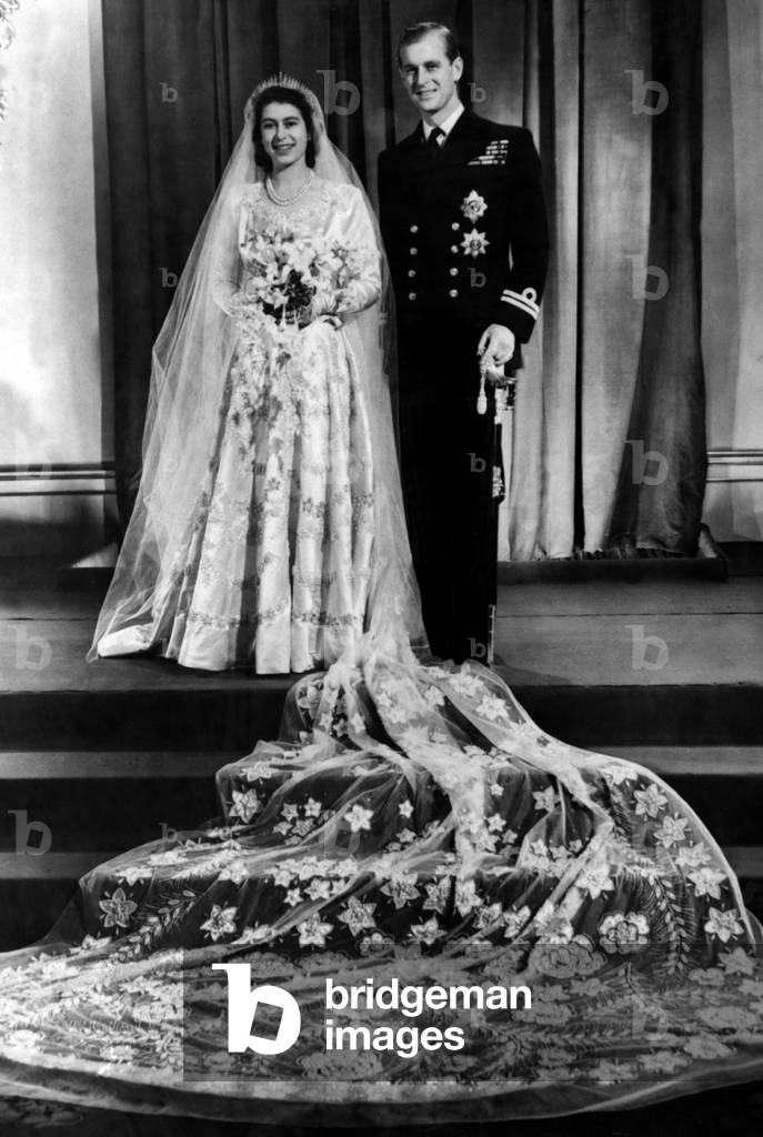 Queen Elizabeth Ii Wedding Dress 1947