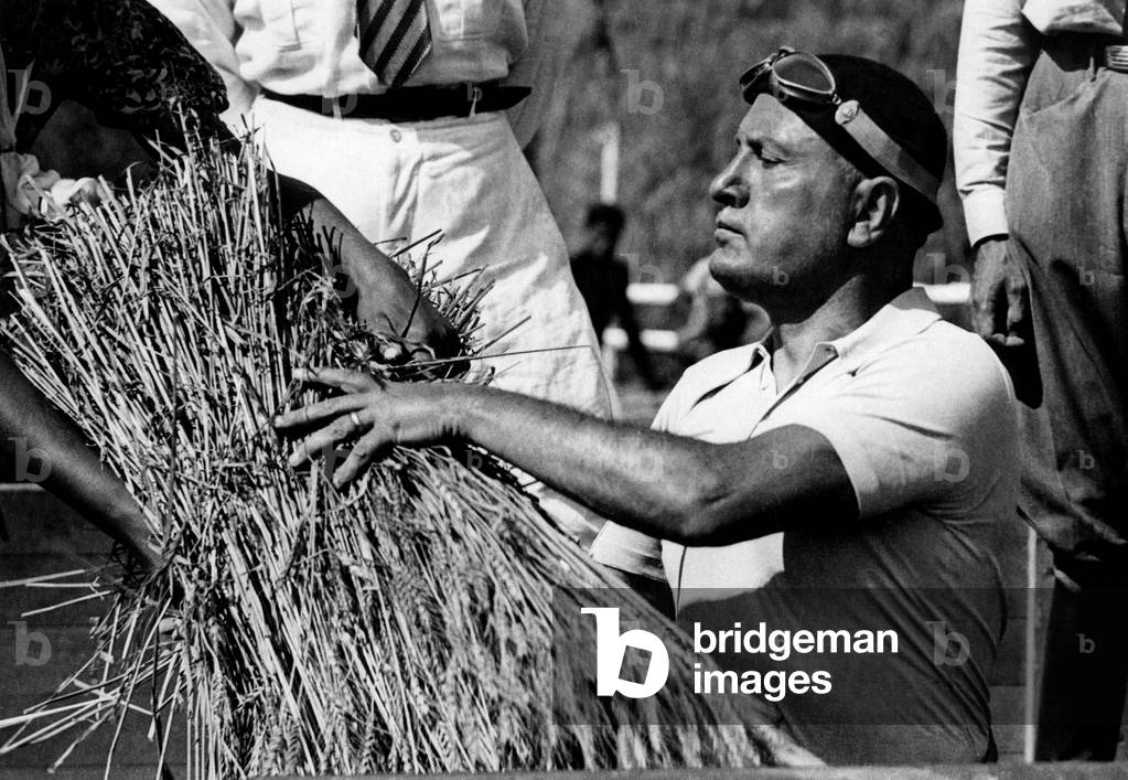Image of Pontine reclamation service, benito mussolini during the ...