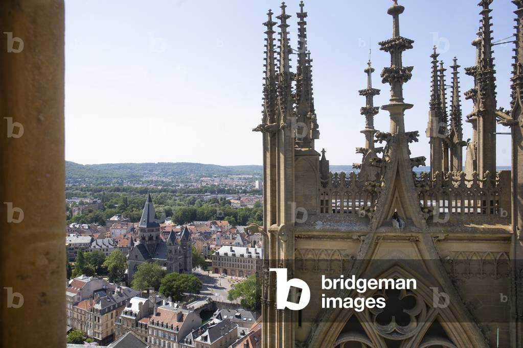 Image of pinnacles chapter tour, with Saint Vincent abbey. St Stephen's ...