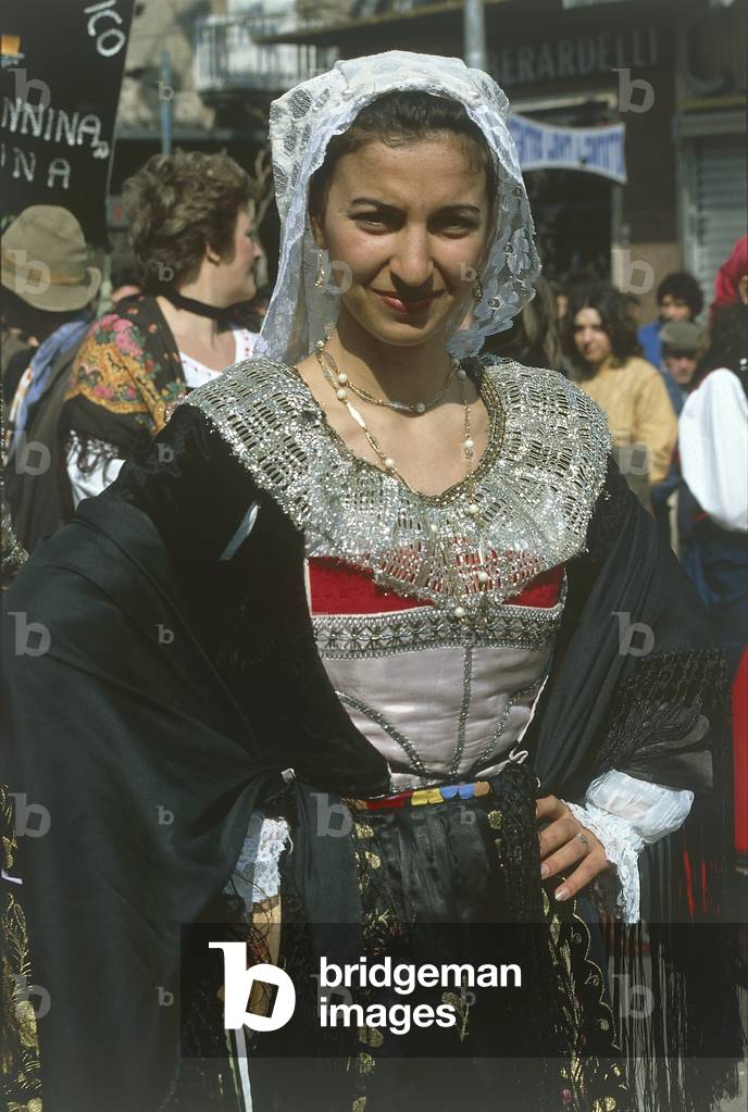 Calabria Costume