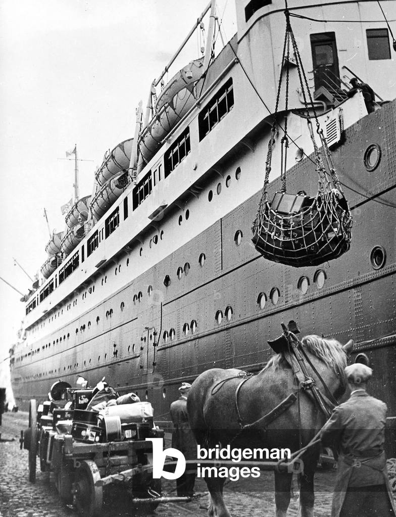 Image of Liner Saint Louis, where are 907 jews leaving nazi Germany,